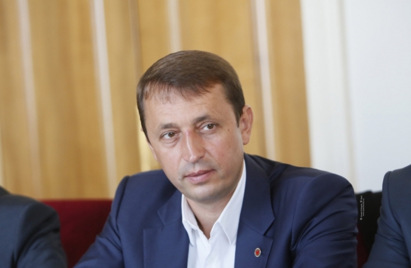 Біла хата.Що пообіцяв нардеп із Чернігівщини настоятелю Почаївської лаври?